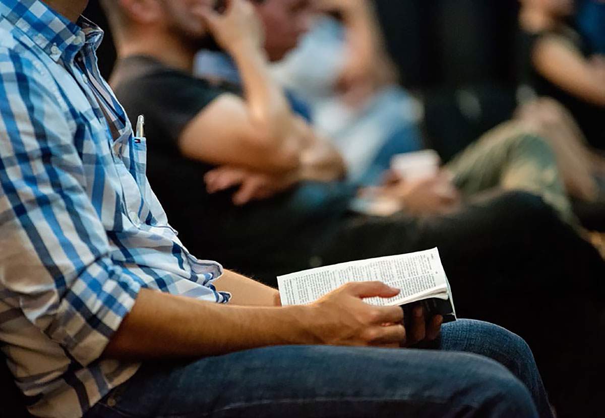 Knowing-Jesus---The-Local-Church-by-Ralph-Drollinger-Capitol-Ministries